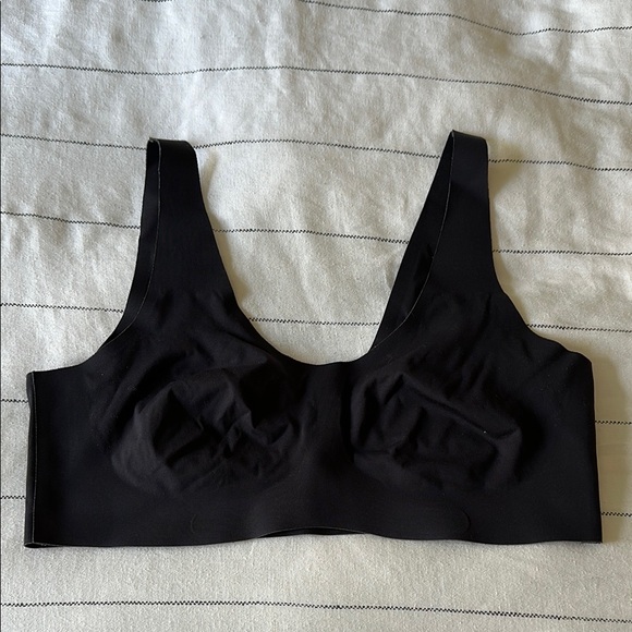 knix | Intimates & Sleepwear | Knix Black Pullover Bra | Poshmark